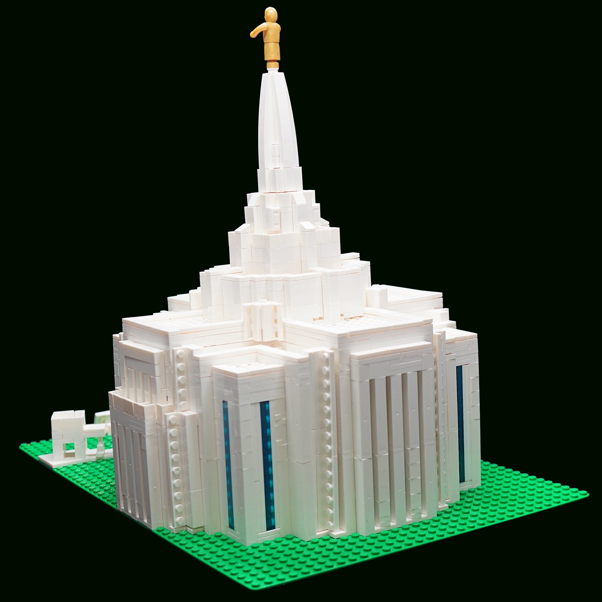 Gilbert Temple - Brick'Em Young